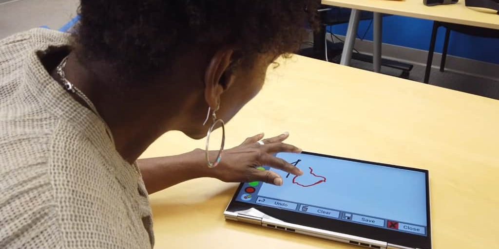 How to Communicate with An AAC Device - Lingraphica